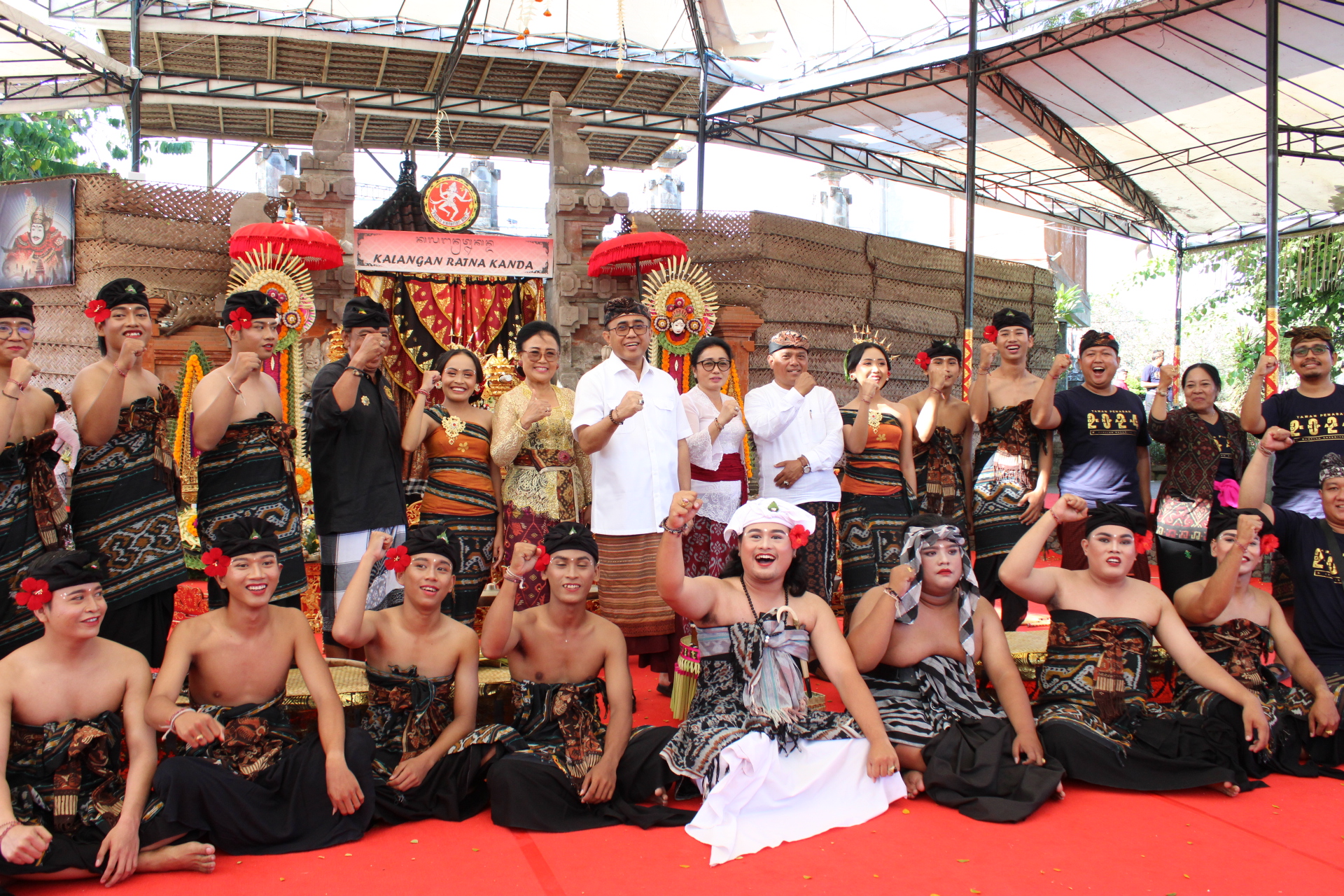 Taman Penasar “ Ceraken ” Duta Denpasar Tampil Memukau di Ajang PKB ...